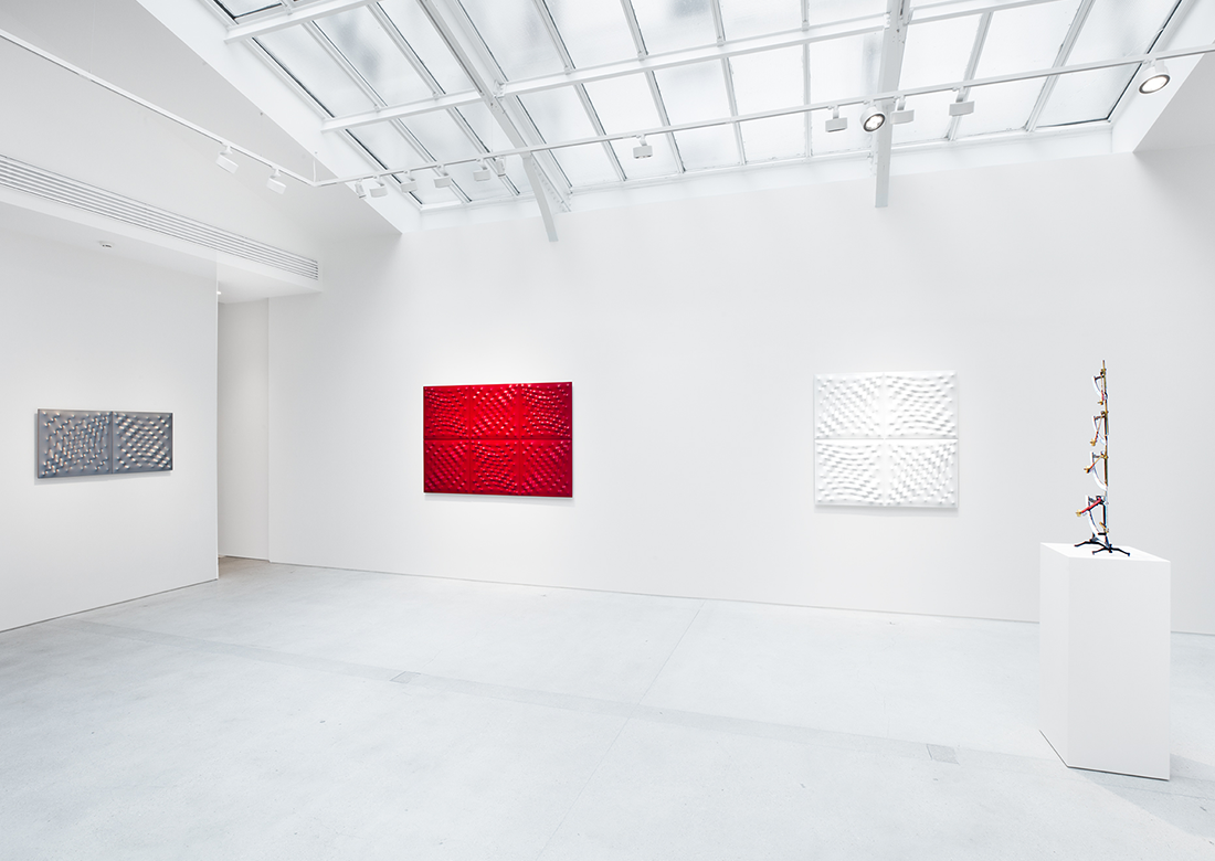 Enrico Castellani | Sculpture - Lévy Gorvy