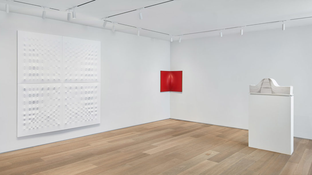 Enrico Castellani - Lévy Gorvy